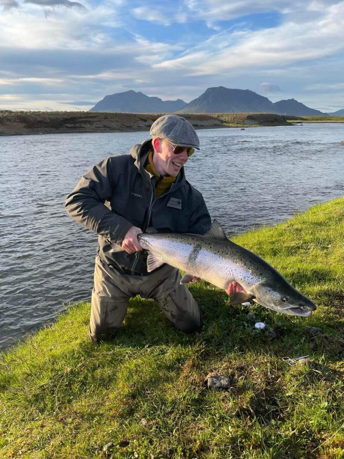 A Focus On the Hitara River on the Icelandic West Coast - Aardvark Mcleod