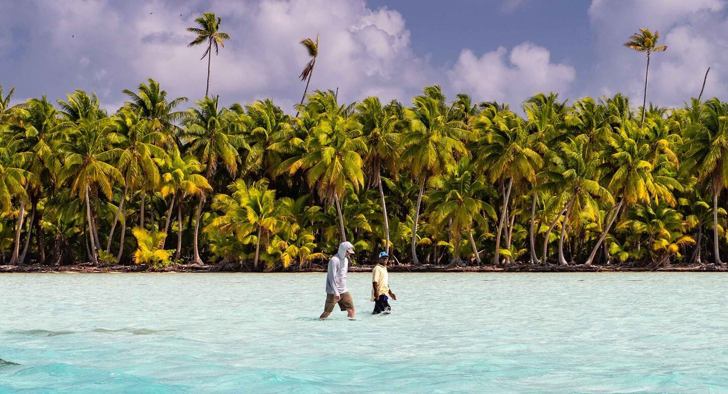 Fanning Island - Aardvark Mcleod